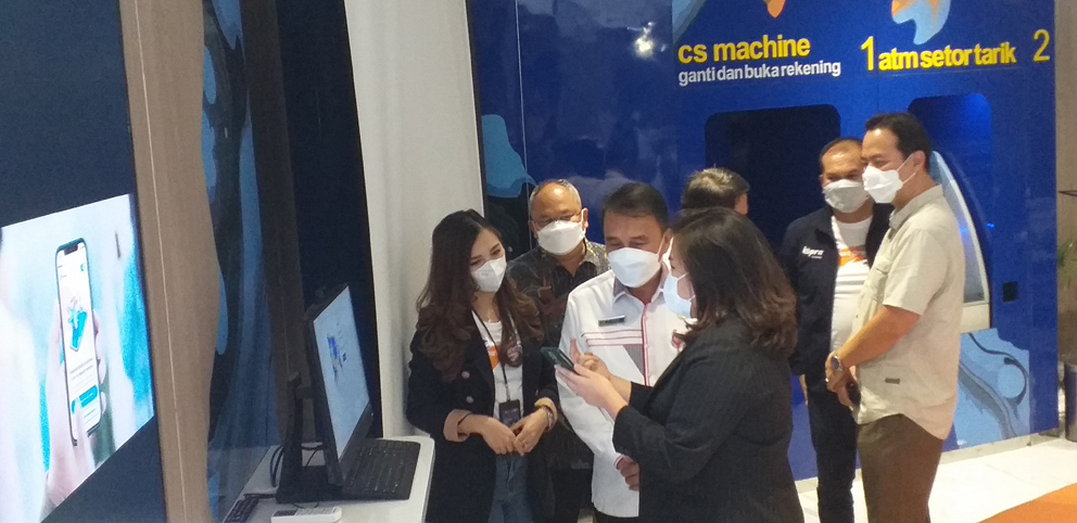 Peresmian Dua Kantor Cabang Smart Branch Bank Mandiri di Manado ...